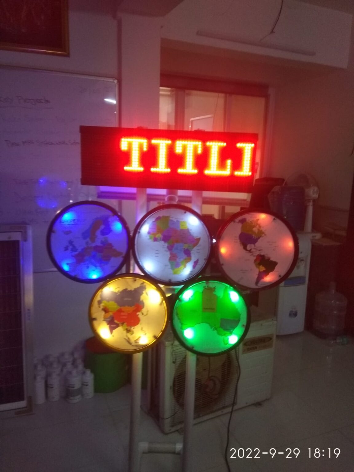 Solar Advertising Display With Customised Logo - Titlis Projects ...